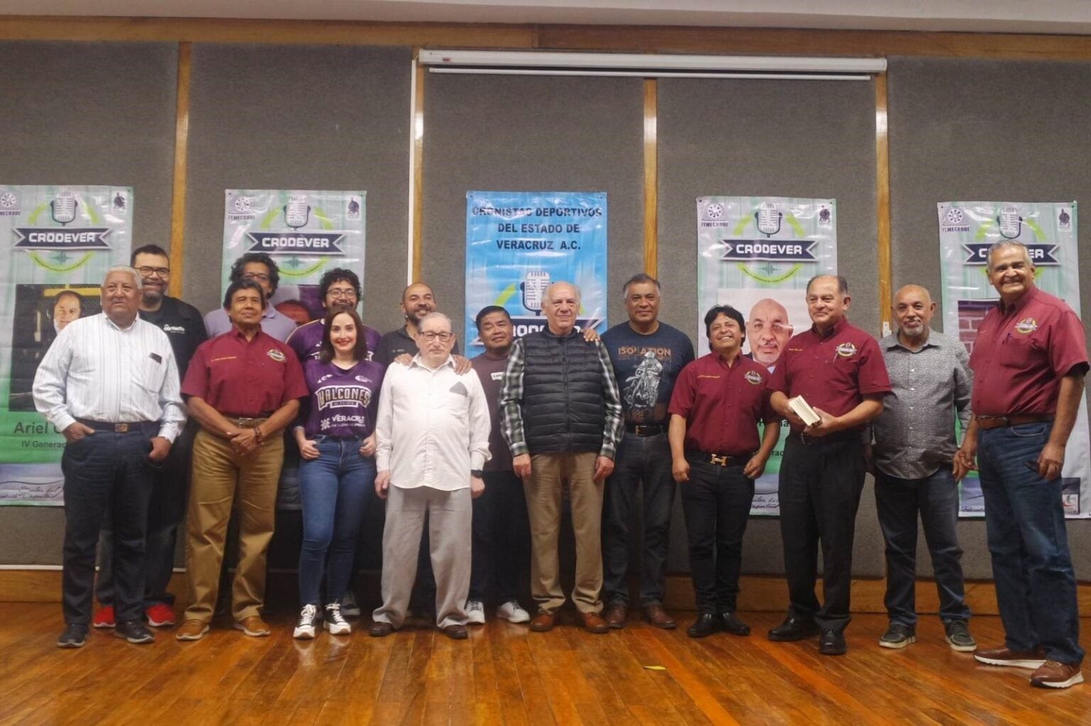 Festejan a Cronistas Deportivos: ¡Más unión! – Diario Gráfico